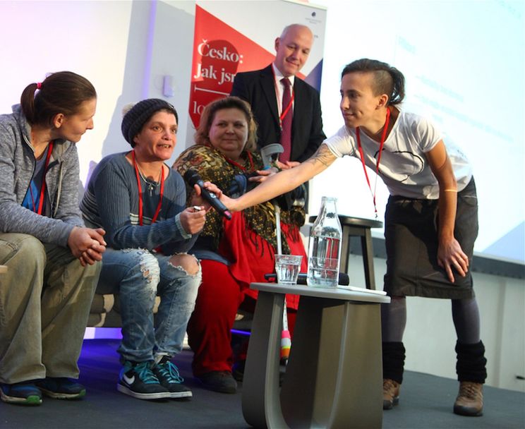 Ministers, experts and NGOs present long-term vision for the Czech ...